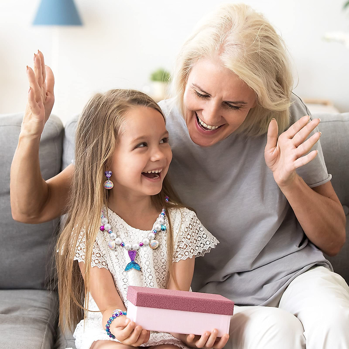 Jadive Mermaid Jewelry for Girls, Mermaid Necklace Bracelet for Kids Mermaid Accessories Shell Necklace Bracelet Ring Earrings Organza Bag Mermaid Party Costume Jewelry(Purple, Cute Style)