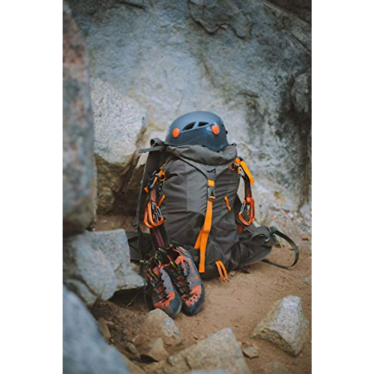 ALPS Mountaineering Clay/Apricot, 45L