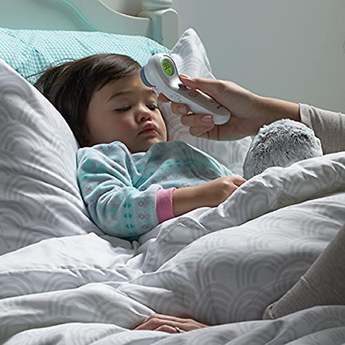 Braun No Touch and Forehead Thermometer - Touchless Thermometer for Adults, Babies, Toddlers and Kids – Fast, Reliable, and Accurate Results