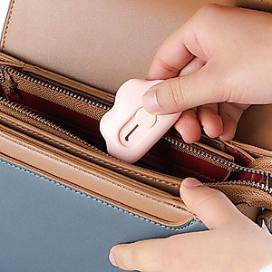 Cloud Portable Box Cutter,Retractable Art Cutter Utility Knife,Cloud Shaped Kawaii Letter Opener,School Stationery Cute Paper Cutter for Packages,Letters and Cardboard Boxes Opening Office Home