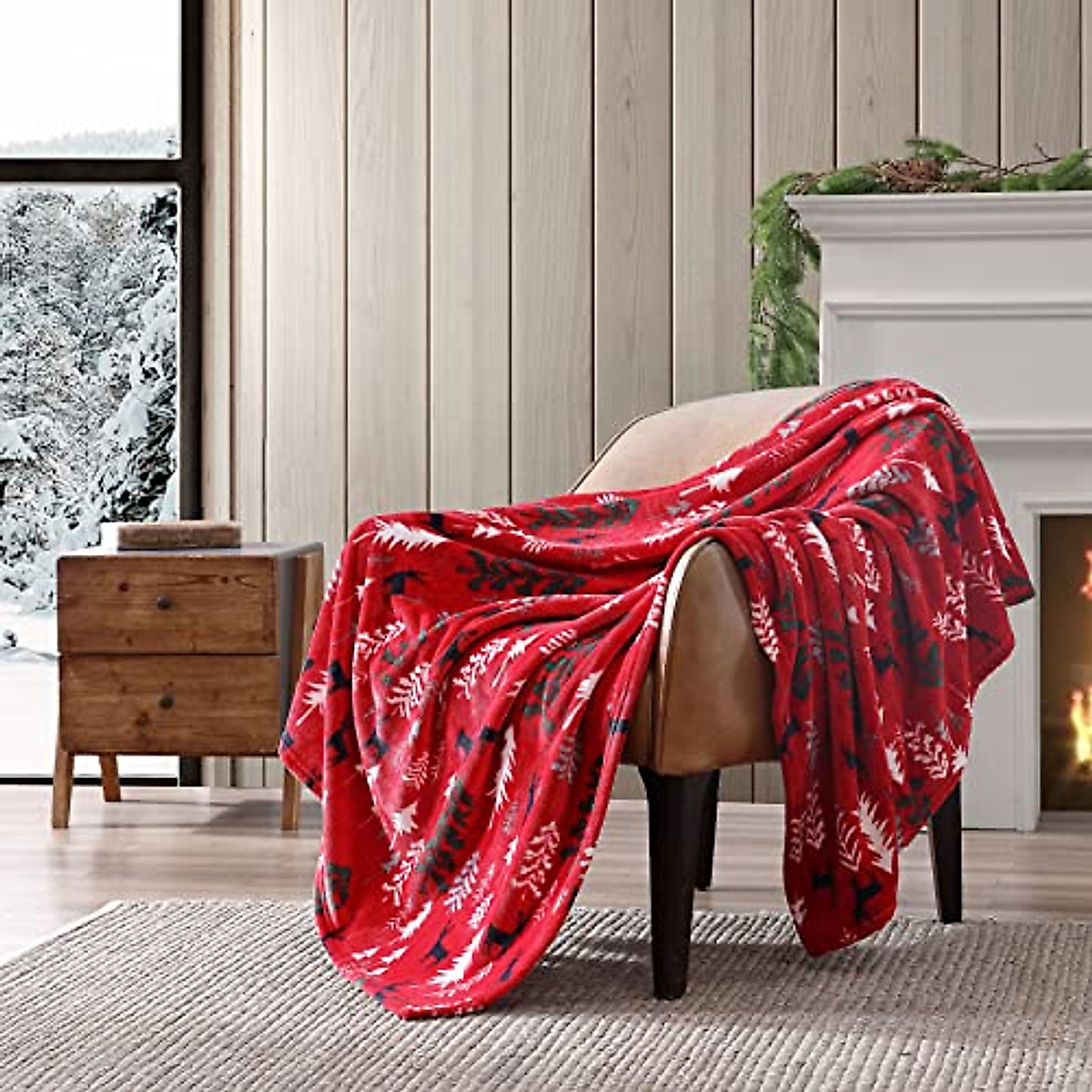 Eddie Bauer - Throw Blanket, Ultra Soft Plush Home Décor, All Season Bedding (Deer Woods Red, 50 x 60)