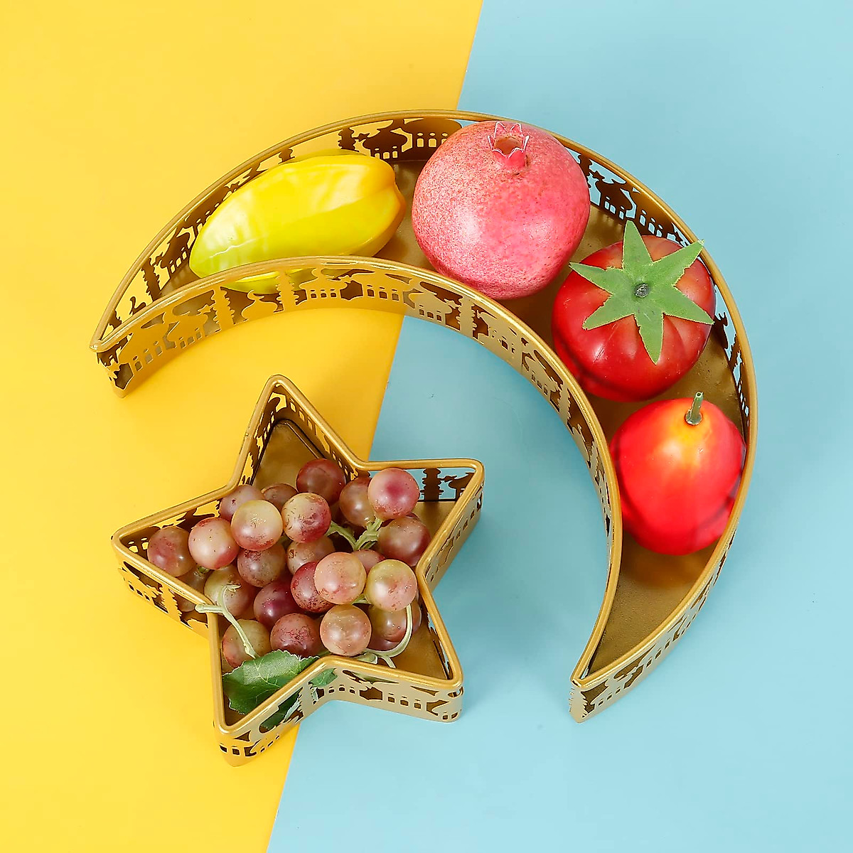 2Pcs Ramadan Serving Dishes, Moon Star Shaped Trays, Reusable Metal Trays, Rustproof Delicate Moon Star Serving Tray, Ramadan Decoration Plate Washable for Eid Ramadan Food Party Supply