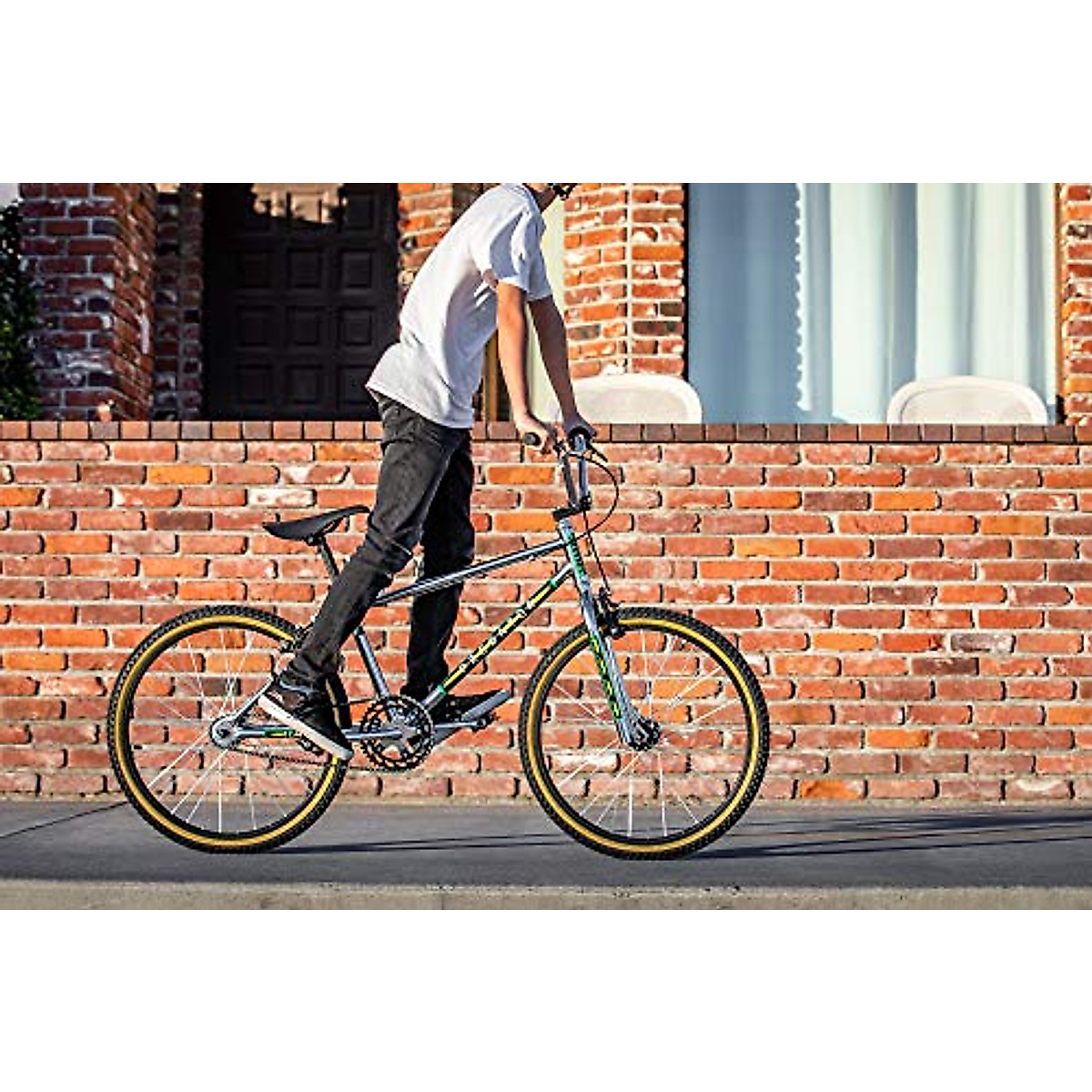 Schwinn Predator Team 24 Freestyle BMX Bike, Throwback 1983 Design, Single-Speed Drivetrain, Hi-Ten Steel Frame, Rattrap Pedals, Front and Rear Caliper Brakes, 24-Inch Gum Wall Tires, Chrome