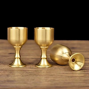 Brass Chalice Cup Wine Goblet Brass Drinking Glasses Beverage Tumbler Metal Liquor Tumbler For Church Cup Ritual Chalice Party Home Accessories(S)