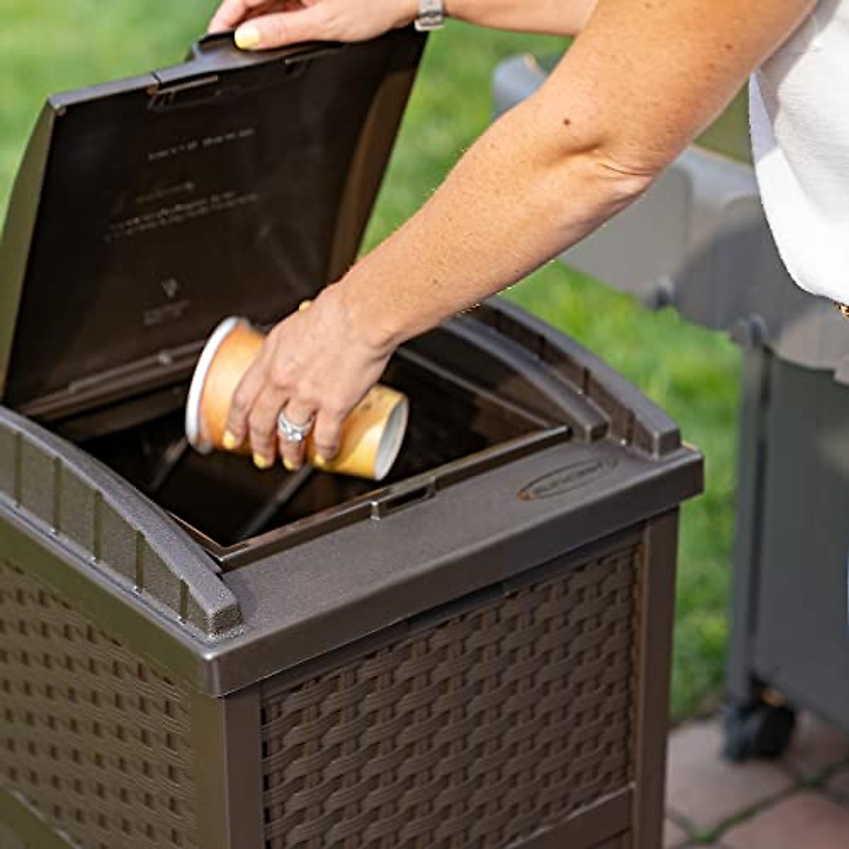 Suncast 33 Gallon Hideaway Can Resin Outdoor Trash with Lid Use in Backyard, Deck, or Patio, 33-Gallon, Brown