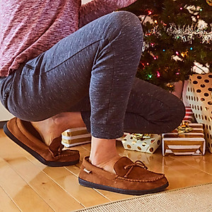 Isotoner Mens Microsuede Slipper With Cooling Memory Foam For Indoor/Outdoor Comfort Moccasin, Brown, 11-12 US