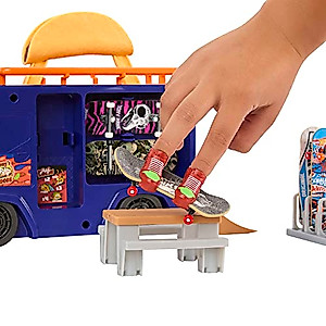 Hot Wheels Skate Taco Truck Play Case, Portable Fingerboard Skate Set with 1 Exclusive Board, 1 Pair of Removable Skate Shoes & Storage