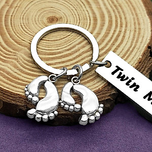 Twin Mom Gift Keychain New Mom Gift Jewelry Mommy to Be Gift Mother of Twins Jewelry Twin Mama Keyring Key Chain Pregnant Gift Twins Mother Jewelry First Time Mom Gift Pregnancy Announcement Gift
