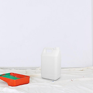 TOPPERFUN 5L HDPE Plastic Jugs Empty Bottle Jug with Airtight Lids Water Container Home and Commercial Use Water Storage Containers for Water, Soaps, Detergents, Liquids White