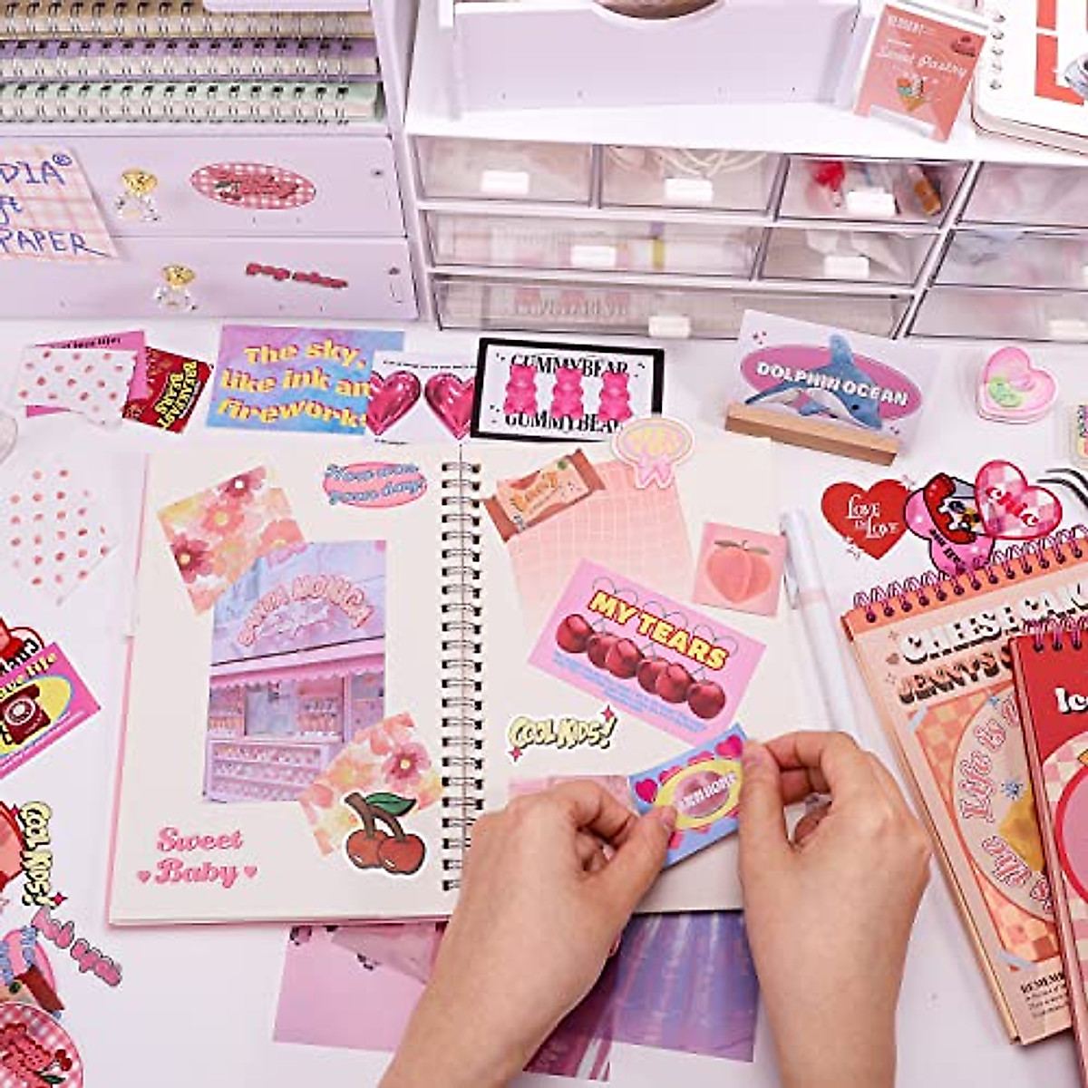 720 Sheets Scrapbook Paper & Stickers Pink Aesthetic Scrapbook Kit Journaling Scrapbooking Supplies Washi Scrapbook Sticker Paper Kawaii Craft Paper Note Paper Cute Heart Stickers for Kids Teen Girls