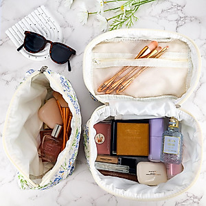 URSKYTOUS 2Pcs Cotton Quilted Makeup Bag for Women Floral Extra Large Small Travel Cosmetic Bag Set Big Cute Blue Makeup Pouch Portable Toiletry Bag Organizer Coquette Vintage Puffy Travel Essential