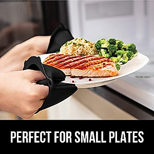 Gorilla Grip Heat and Slip Resistant Silicone Mini Potholders Mitts, Oven Mitt Gloves, BPA-Free, Textured Design, Better Grip, Hot Plate Holder, Kitchen Finger Grips, Cooking, Waterproof 2 Set, Black