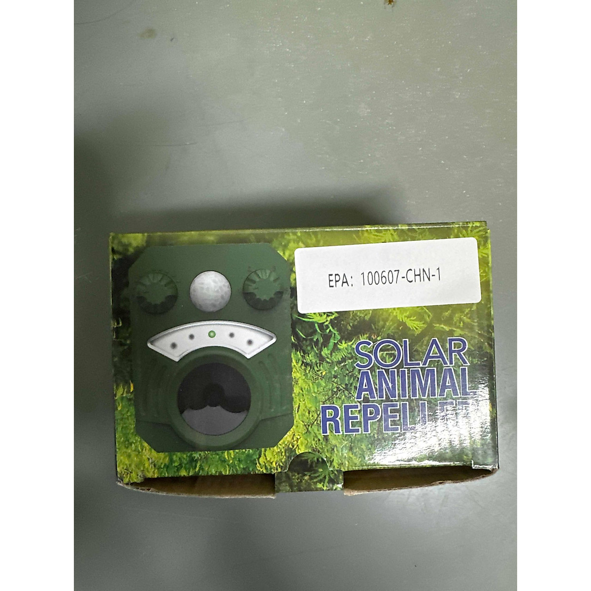 1Pcs Ultrasonic Animal Repellent Outdoor Solar Animal Repeller with Motion Sensor&LED Strobe Light Cat Repellent Outdoor Deer Repellent Devices Waterproof Dog Repellent Skunk Repellent for Yard Farm