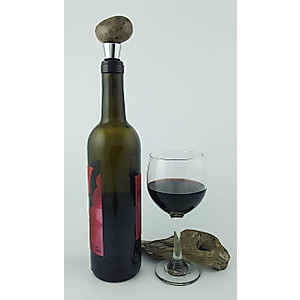 PETOSKEY STONE WINE STOPPER | For Lovers of Wine and Michigan | Includes Complimentary Gift Bag| MADE IN MICHIGAN!