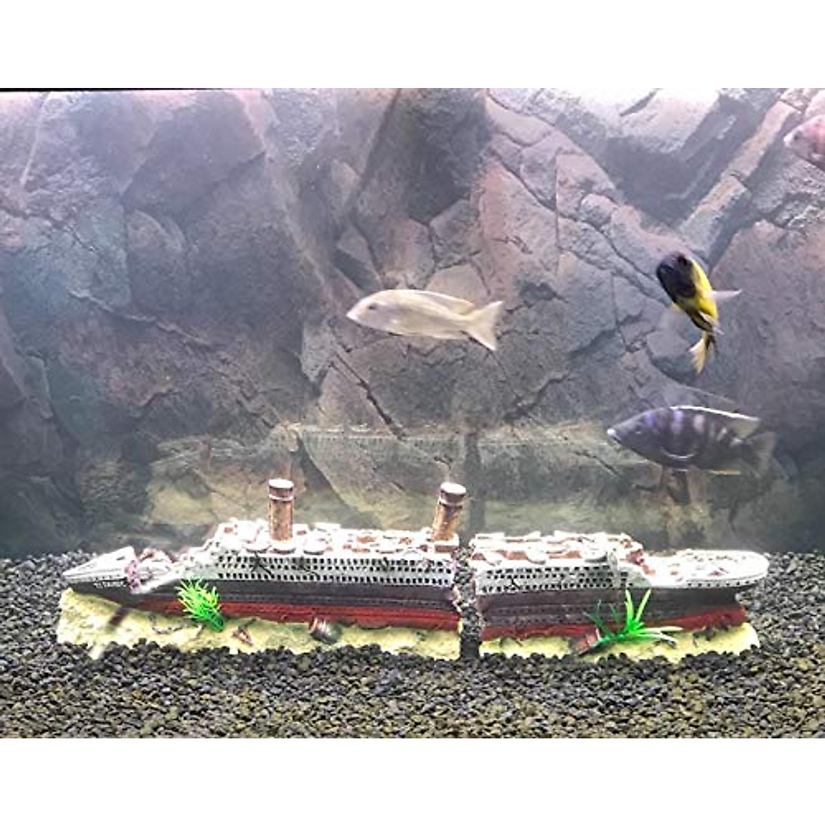 SLOCME Aquarium Titanic Shipwreck Decorations - Resin Material Ship Decorations，Fish Tank Sunken Ship Ornament Aquarium Environment Friendly Decorations
