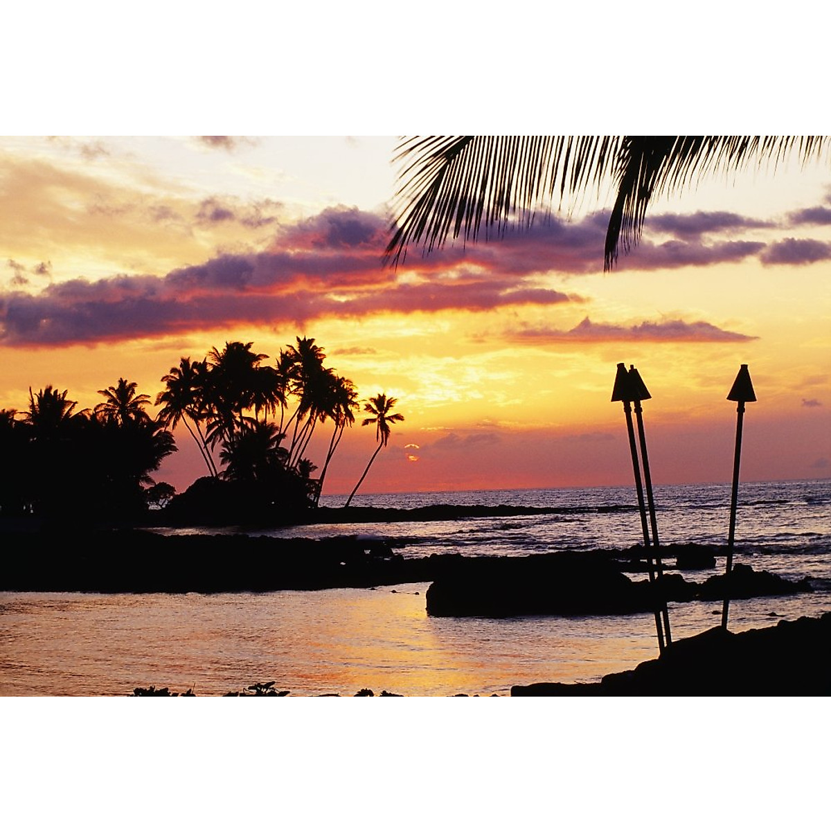 Posterazzi Hawaii Big Island Kohala Waiulua Bay Orange Sunset With Palm Trees And Tiki Torches Poster Print, (19 x 12)
