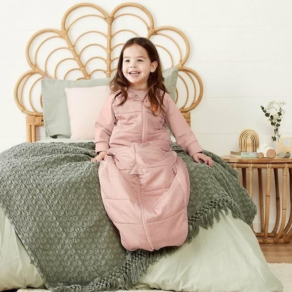 ergoPouch Baby Sleep Sack 2.5 TOG, Organic Cotton Sleep Suit, Cozy Transition from Swaddle, Ideal for Nighttime Temperature Control, Unisex (3-12 Months, Berries)