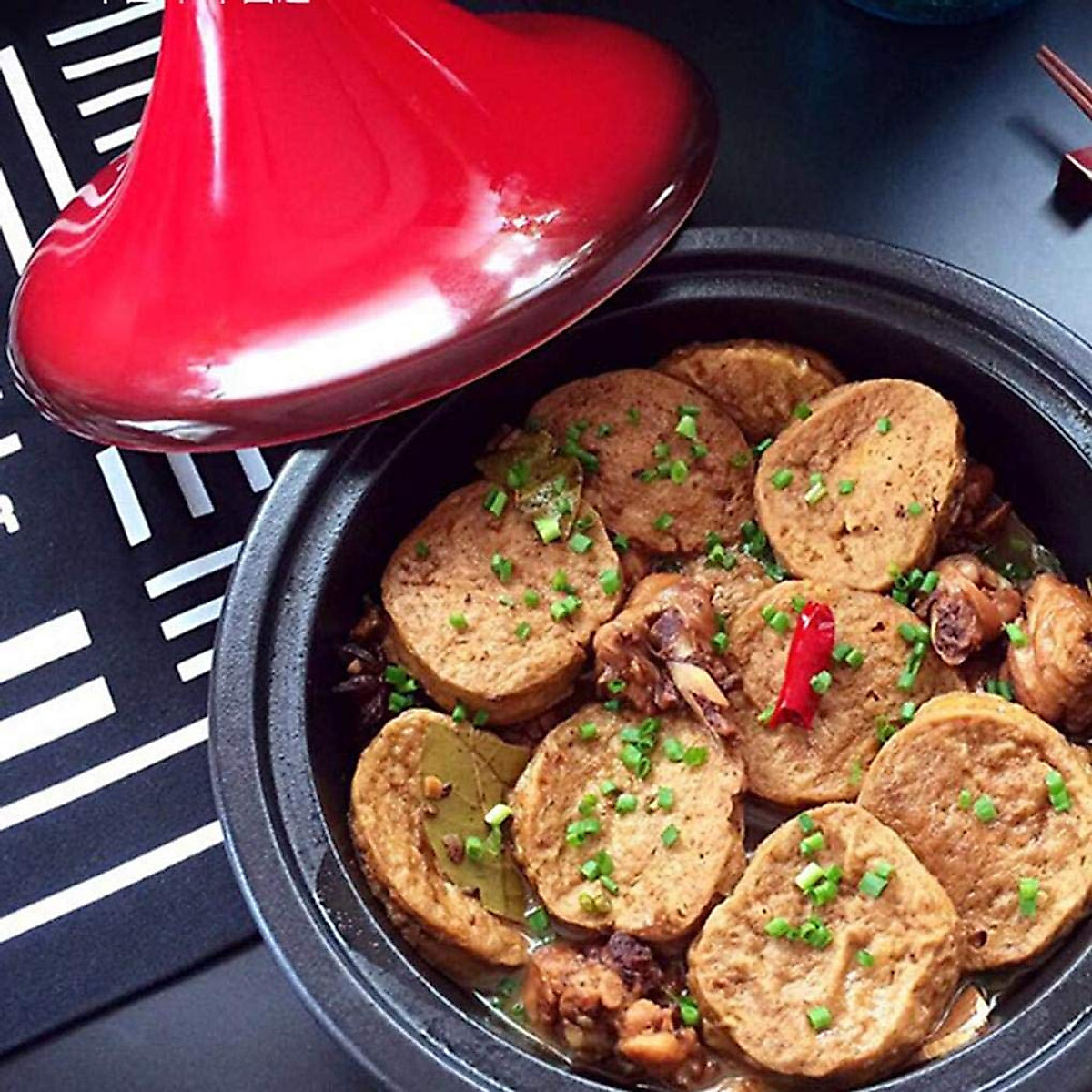 MYYINGBIN Tagine Enameled Cast Iron Pot with Ceramic Lid for Different Cooking Styles and Temperature Settings, Lead Free Slow Cooker, Red