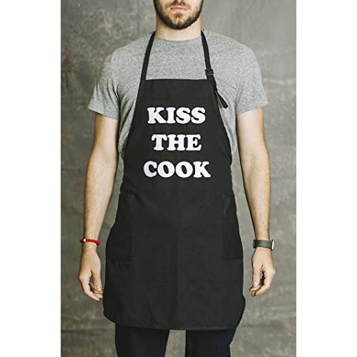 Funny Guy Mugs Kiss The Cook Adjustable Apron with Pockets - Funny Apron for Men & Women - Perfect for Kitchen BBQ Grilling Barbecue Cooking Baking