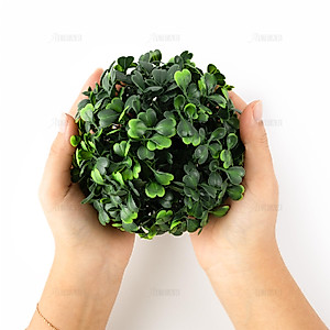 AUEAR, Artificial Boxwood Topiary Plant Balls Decorative for Table Decoration Garden Wedding Decor (4 Inch Diameter, 6 Pack)