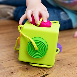 Fat Brain Toys OombeeCube - Travel-Friendly Shape-Sorter for Babies & Toddlers