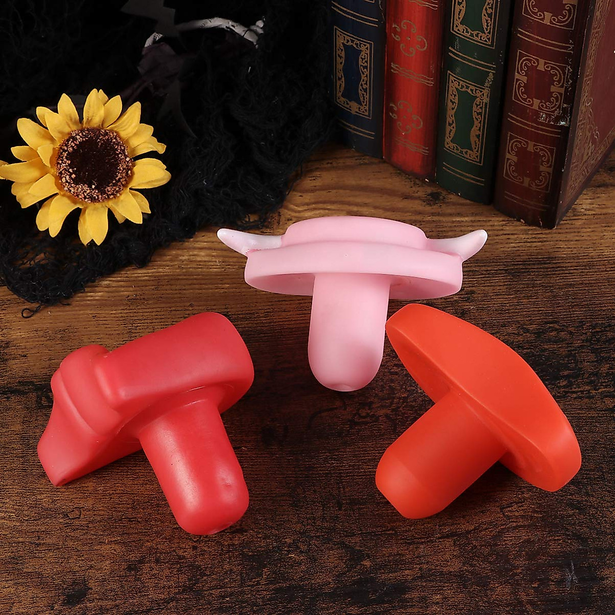 PRETYZOOM 3pcs Silicone Dog Chew Toy Fake Pig Nose Vampire Fangs Red Lips Pet Cosplay Props Halloween Party Favors for Dog