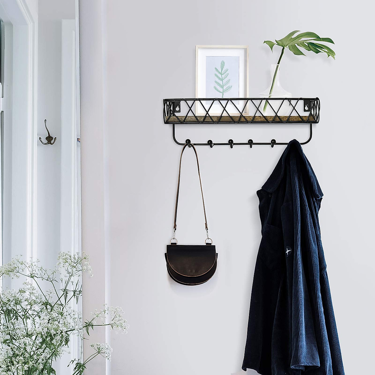 ANRXNCY Decorative Key and Mail Holder for Wall, Wall Mounted Entryway Floating Shelf with 5 Key Hooks, Decorative Metal Wire Mesh Key Holder with Shelf for Wall, Entryway, Bathroom, Office