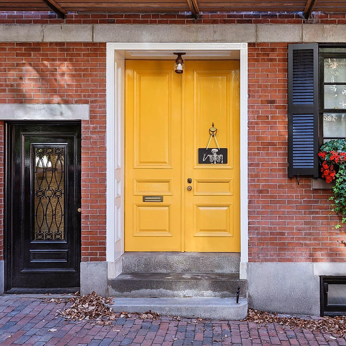 Human Skeleton Skull Hanging Door Sign Plaque, Funny Halloween Wall Signs Home Decor with String Decorative Hanging Sign for Front Door Yard Garden Entrance Porch Farmhouse Office 6x11 inches