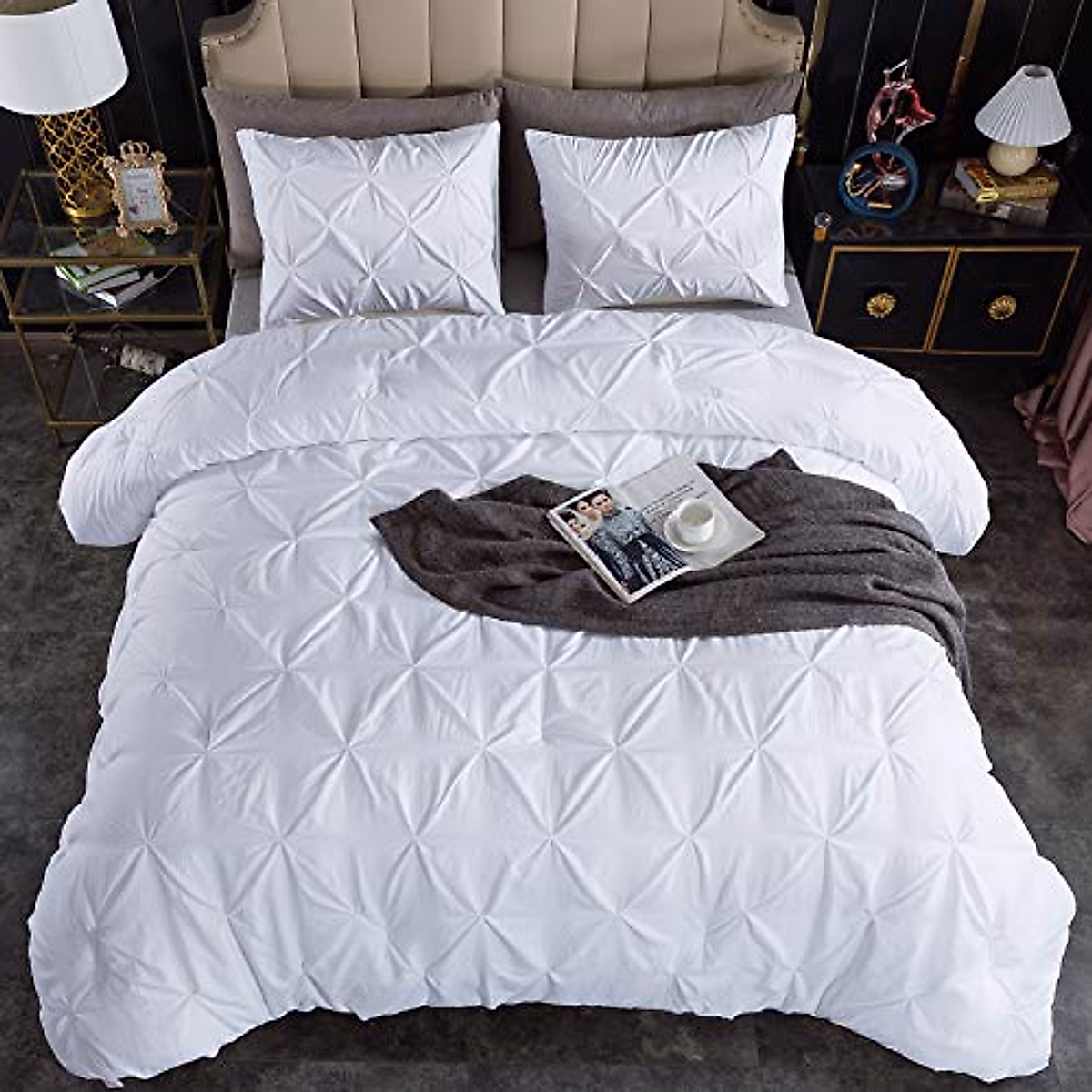 Andency White Pinch Pleat Comforter Full(79x90Inch), 3 Pieces(1 Pintuck Comforter and 2 Pillowcases) Down Alternative Microfiber Comforter Bedding Set