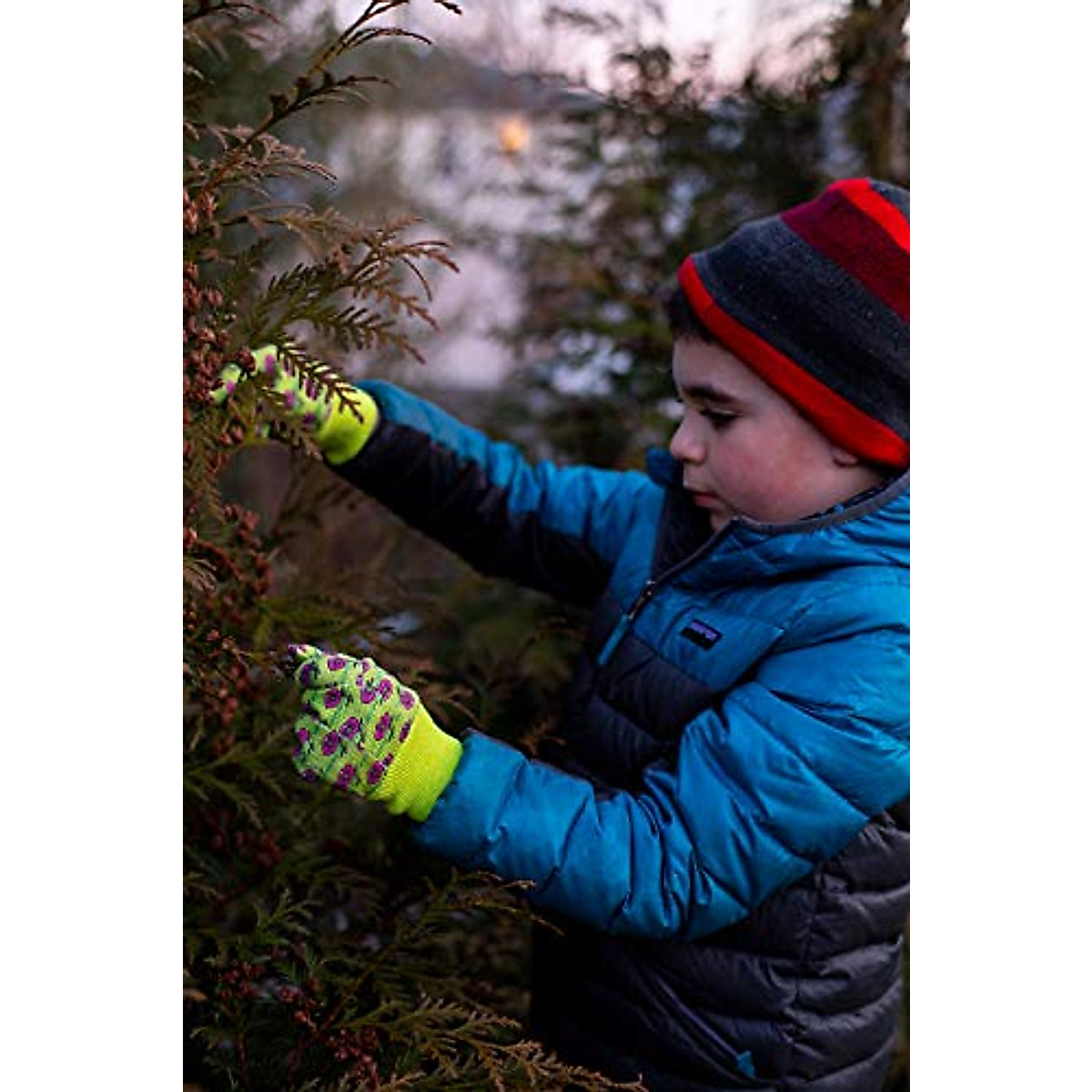 G & F Products 1823-3 JustForKids Soft Jersey Kids Garden Gloves, Kids Work Gloves, 3 Pairs Green/Red/Blue per Pack