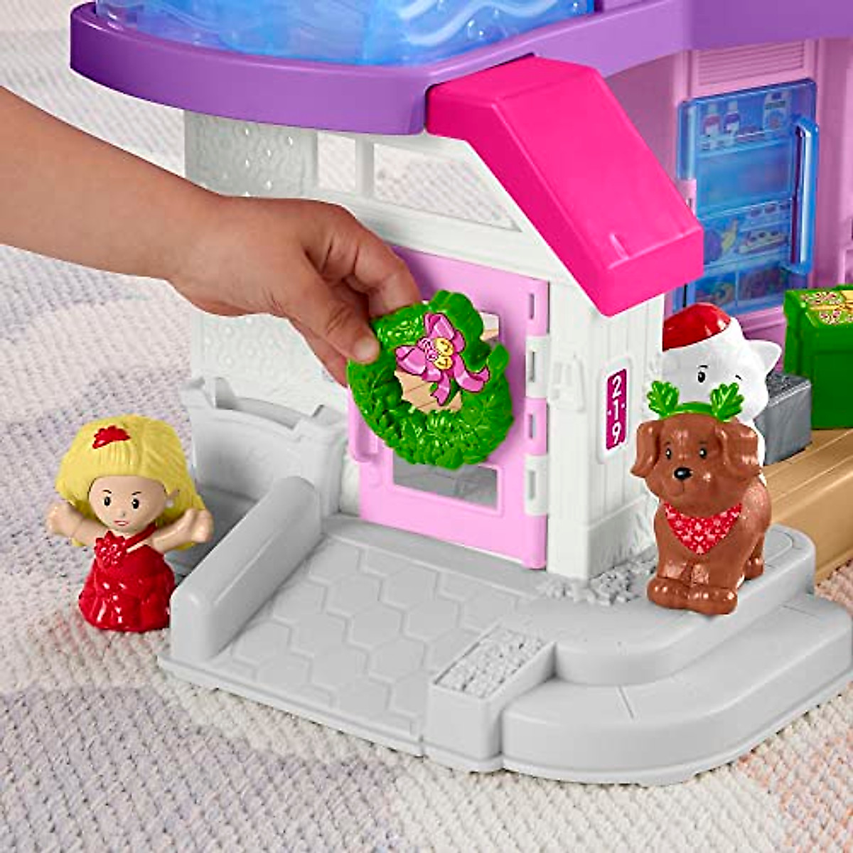 Fisher-Price Little People Barbie Advent Calendar and Toddler Playset, 24 Christmas Figures and Play Pieces (Amazon Exclusive)