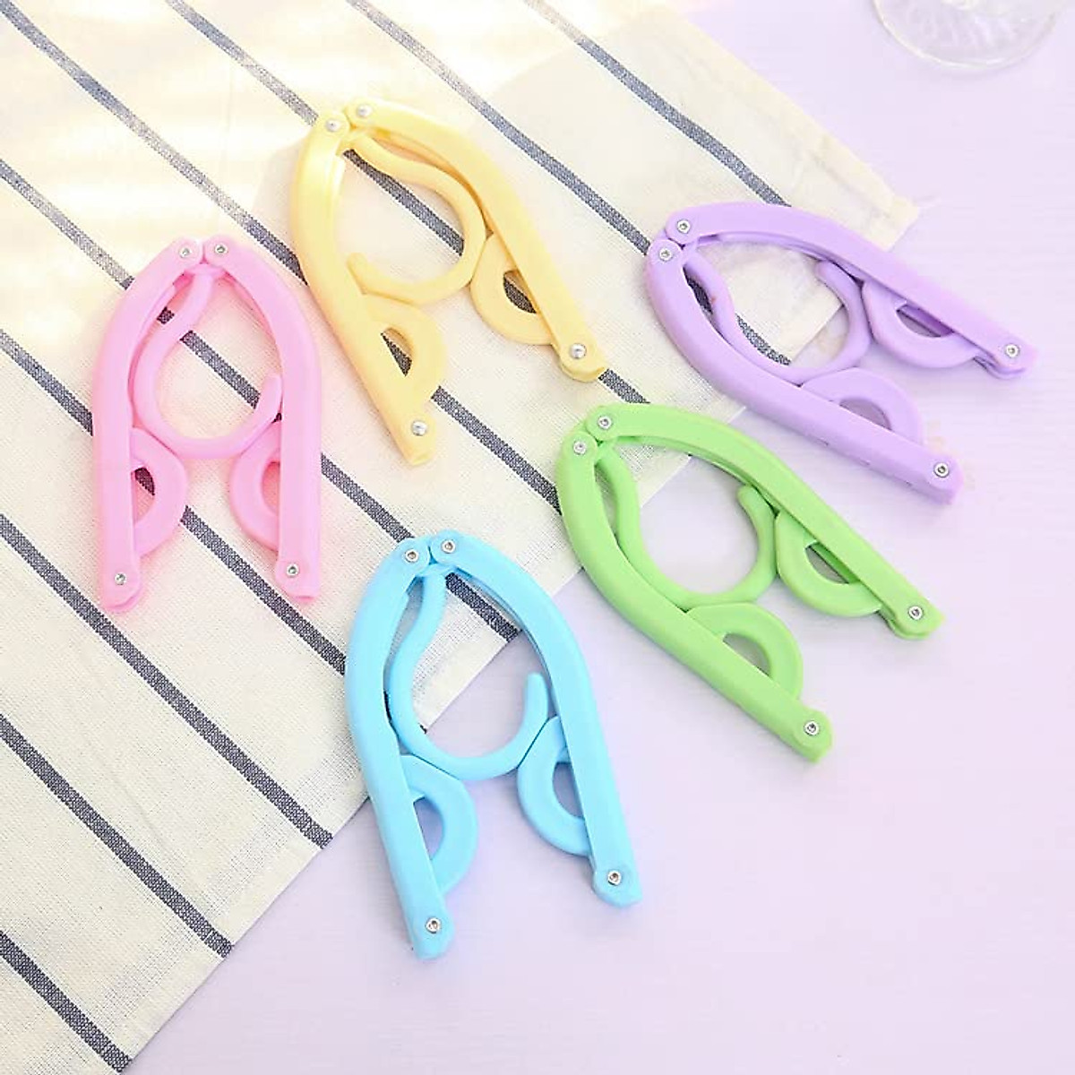 10 pcs Travel Hangers - Multifunctional Folding Clothes Hanger Portable Folding Travel Hangers Foldable Plastic Hanger and Drying Hanger for Travel