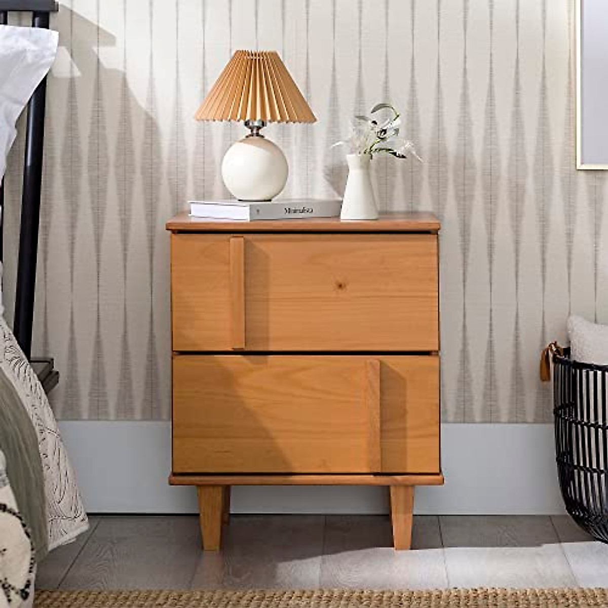 Walker Edison Sprague Contemporary Detailed Drawer Solid Wood Nightstand, 20 Inch, Caramel