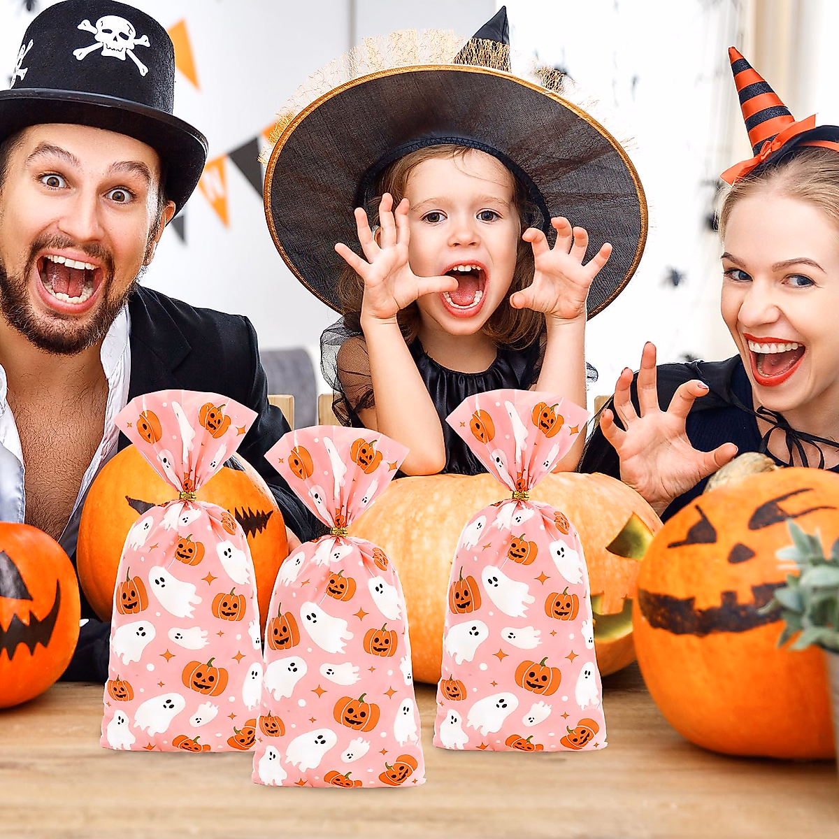 JarThenaAMCS 100Pcs Halloween Boo Cellophane Treat Bags with Twist Ties Ghost Pumpkin Plastic Gift Bags Pink Candy Goodie Bags for Party Snacks Cookies Packing Supplies