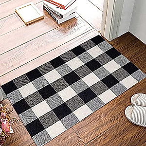 HOYIJA Buffalo Plaid Rug 2＇×3＇Outdoor/Indoor Black and White Checkered Samll Area Rug,Retro Cotton Woven Check Washble Entryway Front Porch Decor Rugs for Layered Welcome Front Door Mats