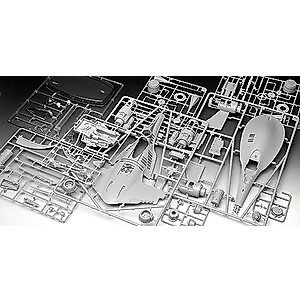 Revell 06787 Star Wars: The Mandalorian N1 Starfighter (Din Djarin) 1:24 Scale Unbuilt/Unpainted Plastic Model Kit with Seated 'Mando' Figure