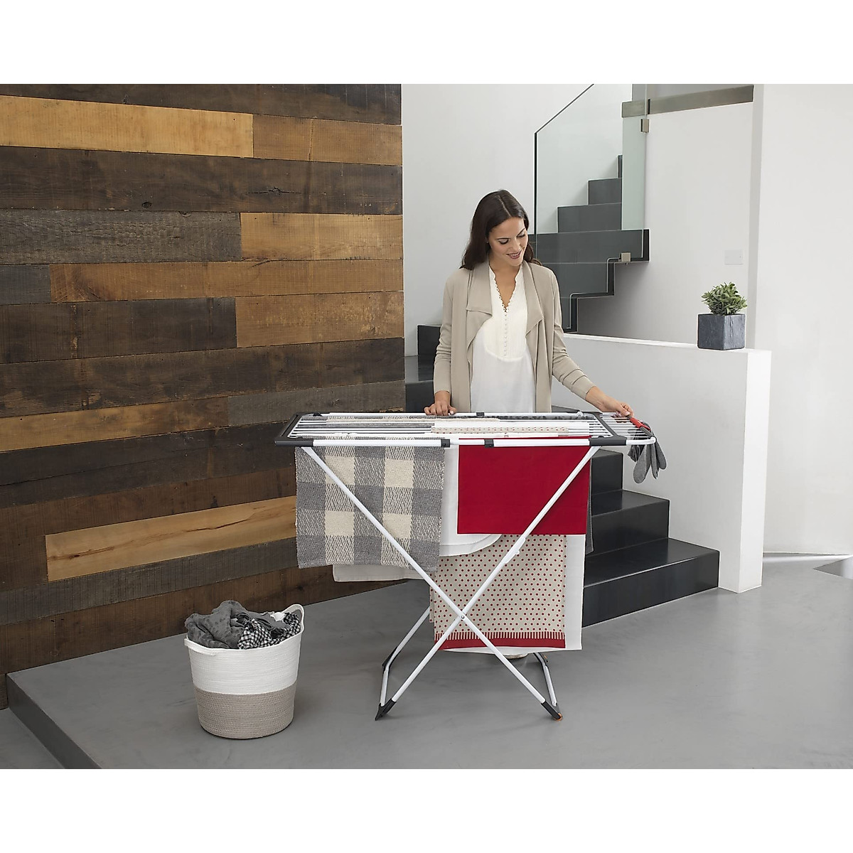 Vileda Extendable Clothes, Foldable Airer with Wheels, Aluminium Resin, White, 5.2 x 60.5 x 131.5 cm