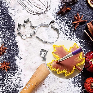 Thanksgiving Cookie Cutters 8PCS Fall Leaves Cookie Cutter Set Turkey, Pumpkin, Maple/Oak Leaf, Corn,Squirrel and Acorn Turkey Leg