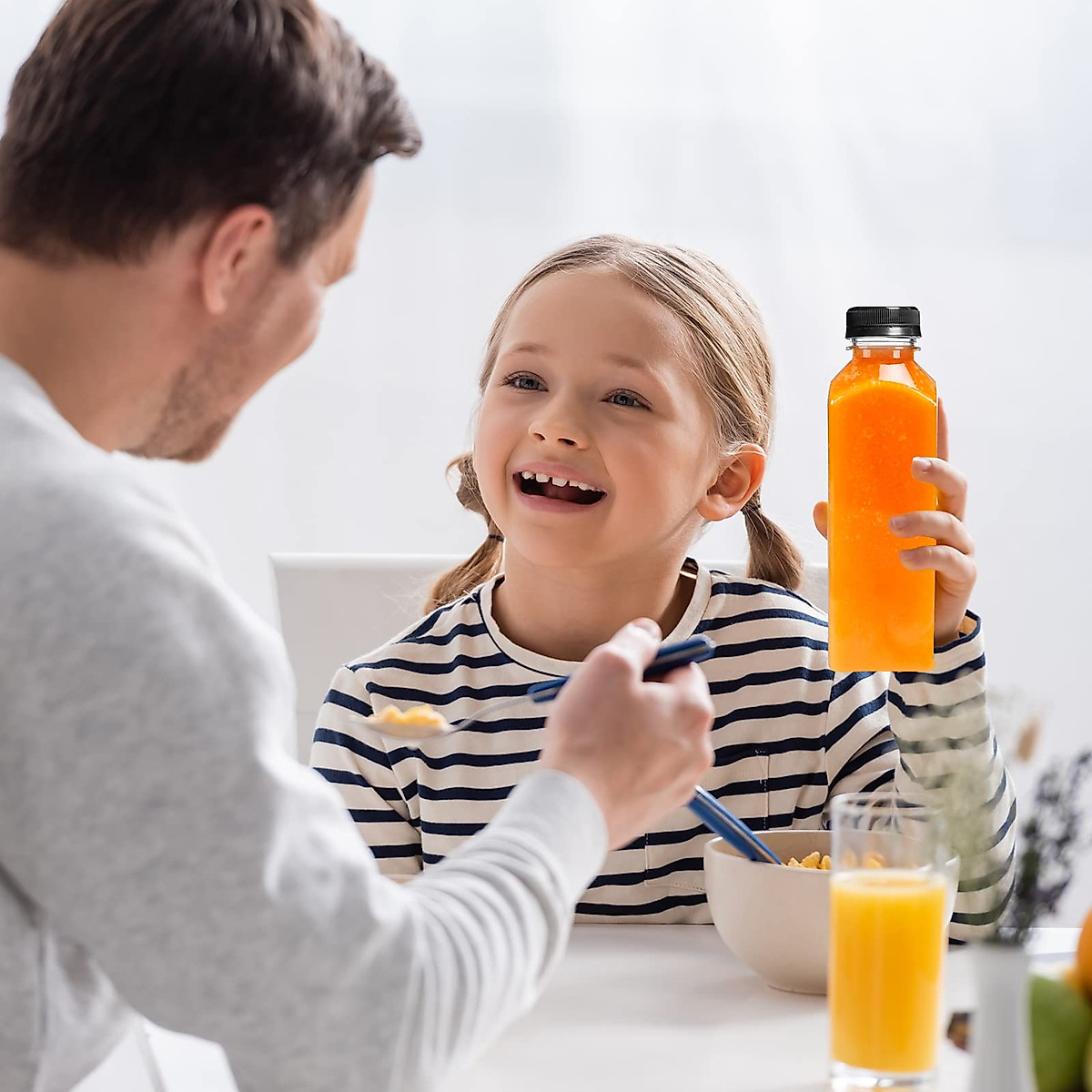 DEPEPE 16 Pack 16oz Plastic Juice Bottles, Reusable Juicing Bottles with Caps, Empty PET Juice Bottle with Lids for Juicing, Smoothies, Drink, Water Containers