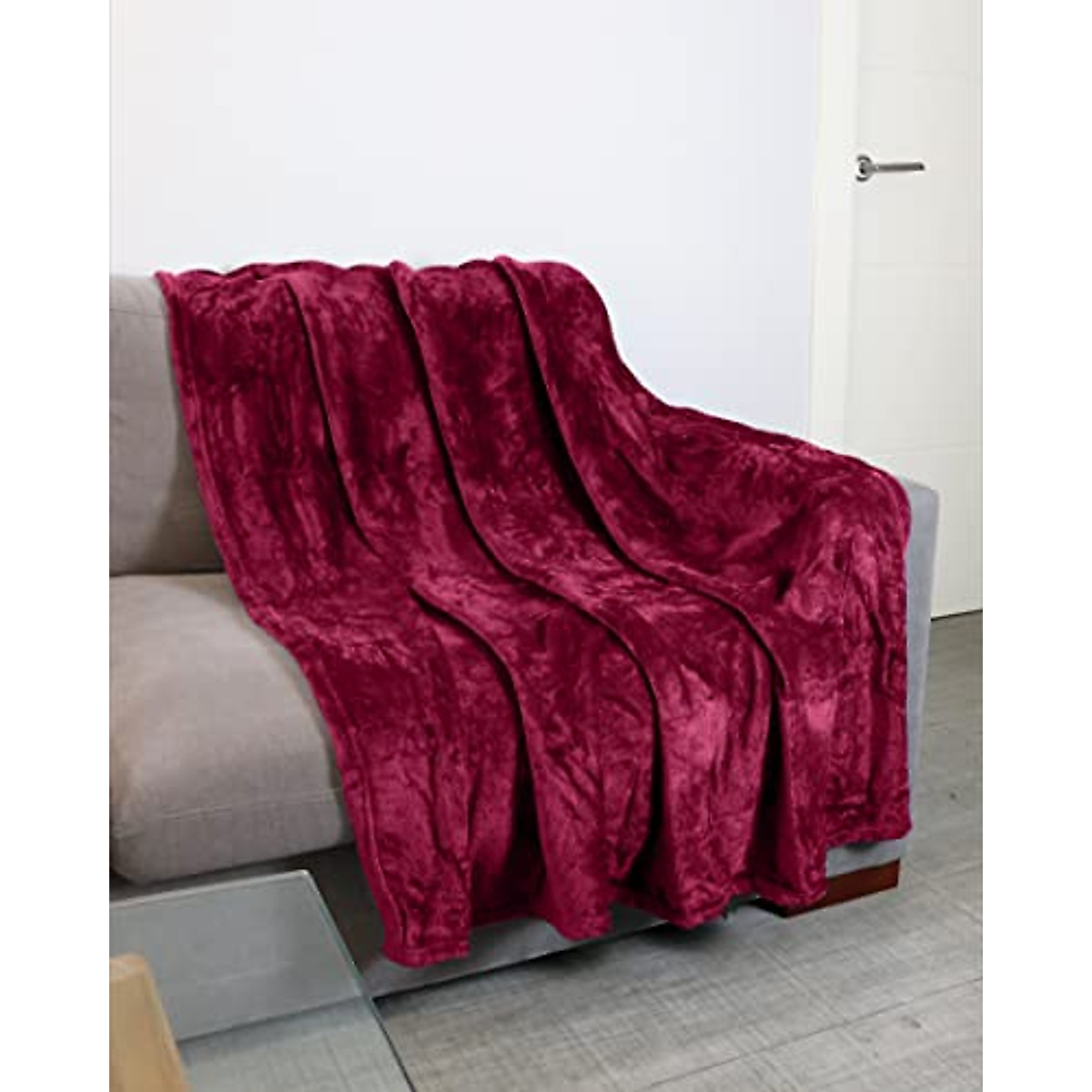 Hannah Linen Queen Fleece Blanket - Super Soft Plush Throw Blanket for Bed - Warm & Cozy Large Microfiber Throw Blanket for Sofa & Couch (90 x 90, Red)