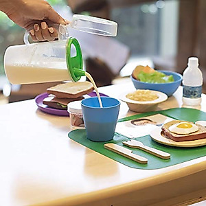 Kaplan Early Learning Kids Easy Pour Pitchers, Set of 6 Clear Montessori Dishwasher Safe 16 oz. Pitchers with Lids for Classroom and Home