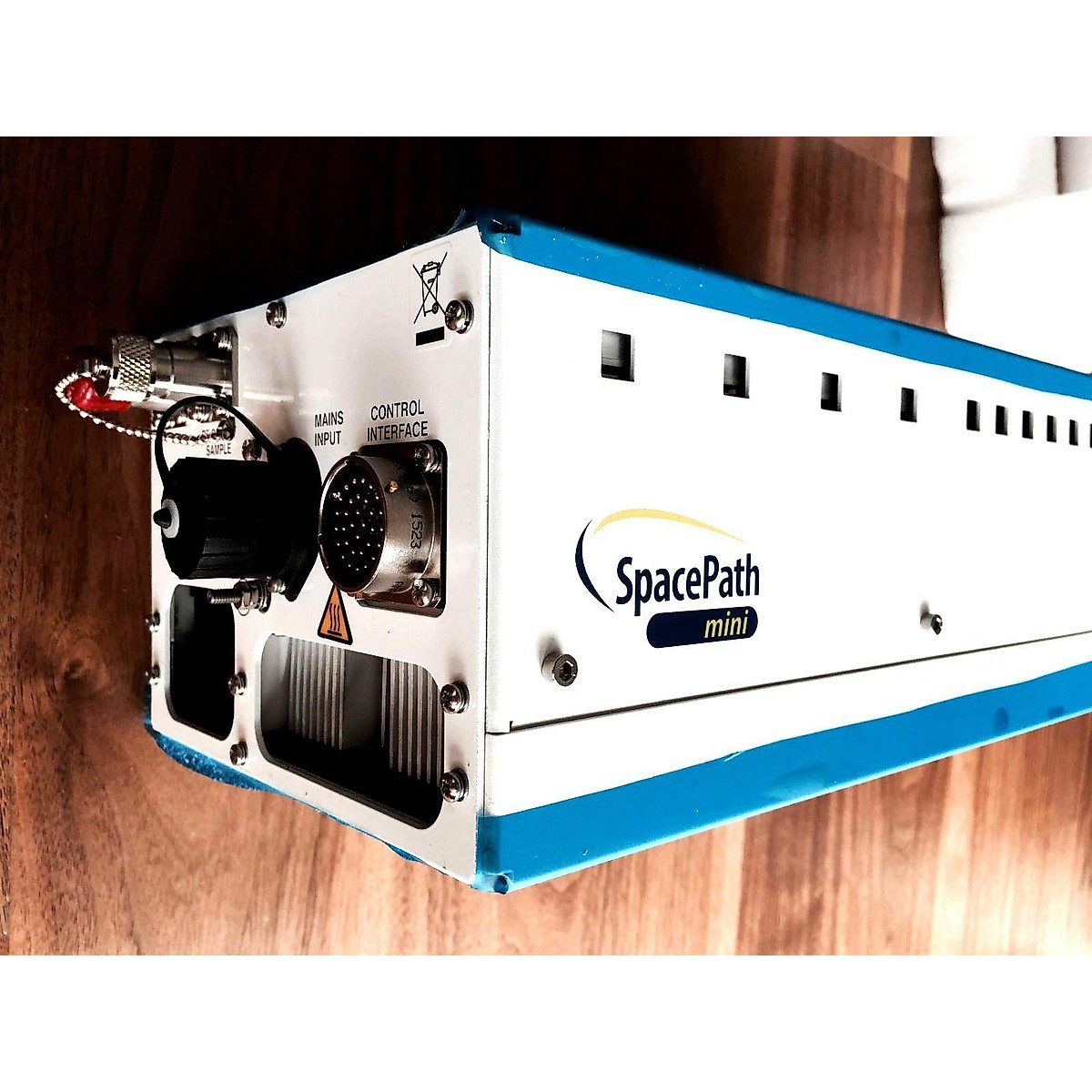 180 Watt Space-Path STA3318 Mini BUC 13.75-14.5GHz ext. KU TWTA HPA L-Band Xicom