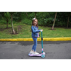 3 Wheel Scooter for Kids Ages 6-12,Kids Scooter with Light Up Wheels, Sturdy Deck Design, and 4 Height Adjustable Suitable for Kids Ages 3-12