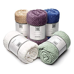 Kingole Flannel Fleece Luxury Throw Blanket, Lavender Purple Travel/Throw Size Jacquard Weave Pattern Cozy Couch/Bed Super Soft and Warm Plush Microfiber 350GSM (50 x 60 inches)