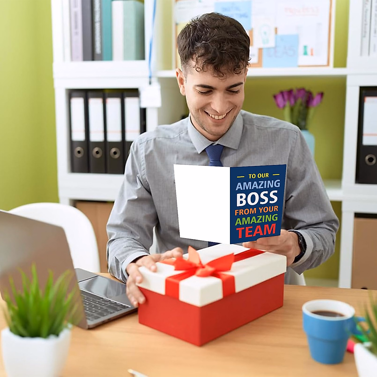 Huokiriki Boss Birthday Card for Men Women, Funny Bosses Day Gift, Appreciation Card for Boss Leader Mentor,To Our Amazing Boss from Your Amazing Team,Thick card stock,Envelope Included.