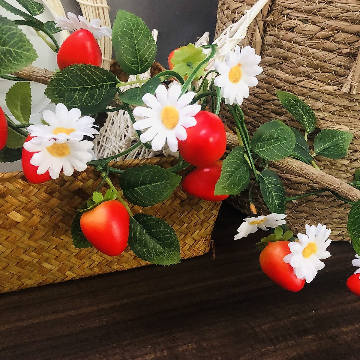Sezrgiu Artificial Strawberry Flower Plant Vine Strawberry White Flowers Garland for Valentine's, Wedding Birthday Garden Festival Indoor Decor (Strawberry Vine)