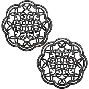 Yopay 2 Pack Cast Iron Trivet Heavy Duty, 7.7 inch Round Metal Trivet for Hot Pans or Teapot, Rustproof Pot Stands Holders with Rubber Pegs for Countertop, Dining Table, Kitchen Farmhouse Decoration