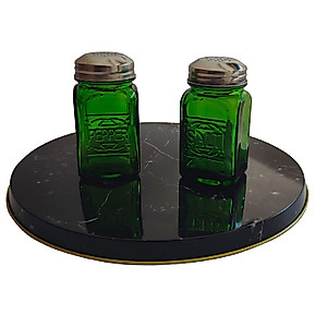 Kerixi Vintage Salt and Pepper Shakers (Green, Medium)