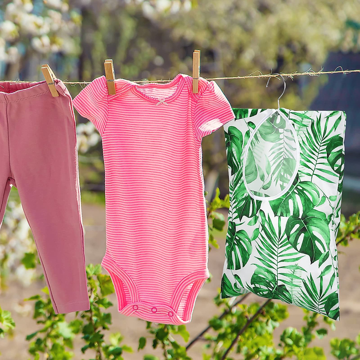 Woanger 2 Pcs Clothespin Bag with Hanging Hook 15 x 11 Inch Summer Laundry Clothes Pin Holder Waterproof Clothes Pin Hanging Bag Clothespin Storage Organizer with Large Opening (Elegant Style)