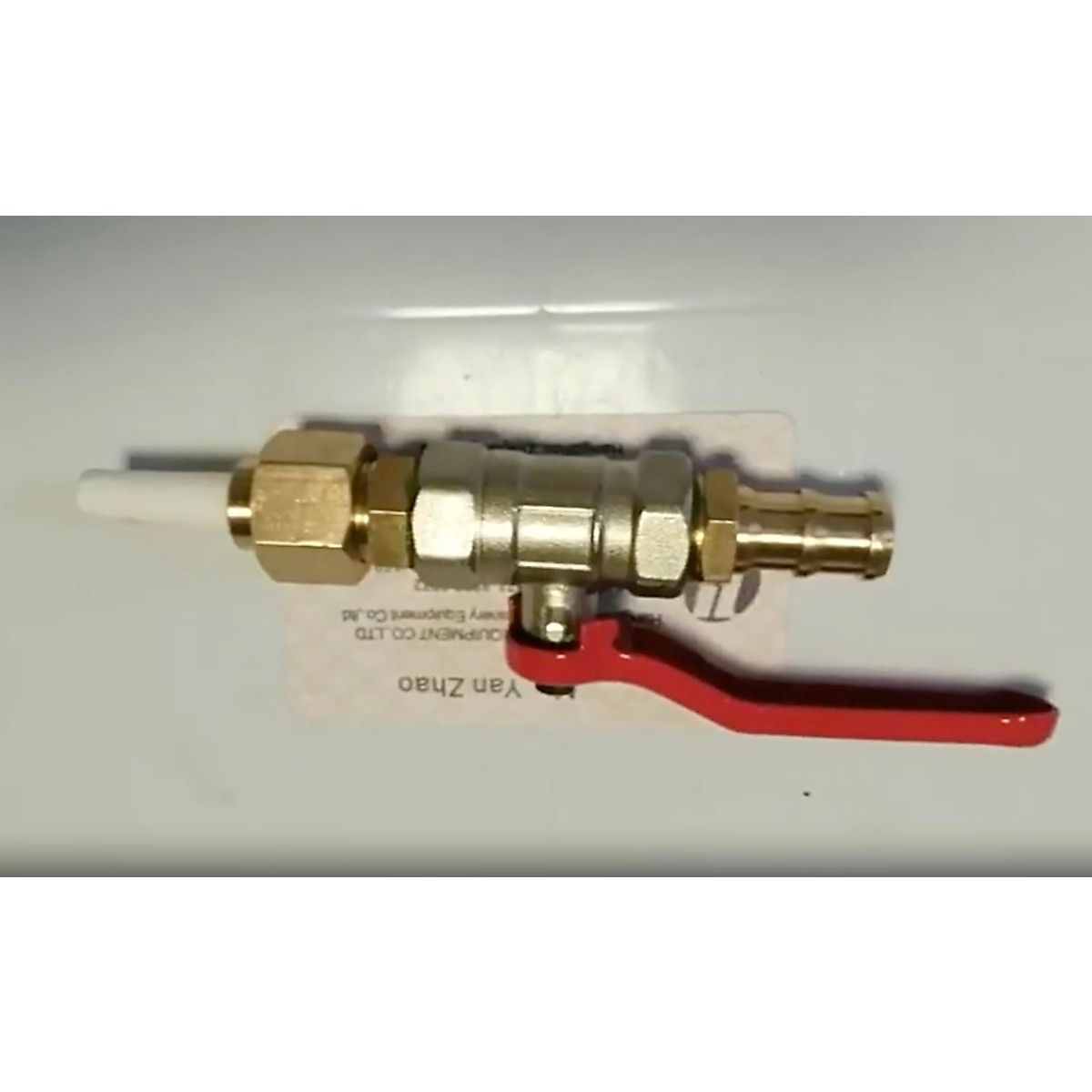 Ceramic Sandblasting Gun, Sand Blasting Gun Kit, Sandblaster Gun with Three 3/32" ID(2.4mm) Nozzle Tip Replacements, Valve Type Sandblaster Gun for Rust Eliminating